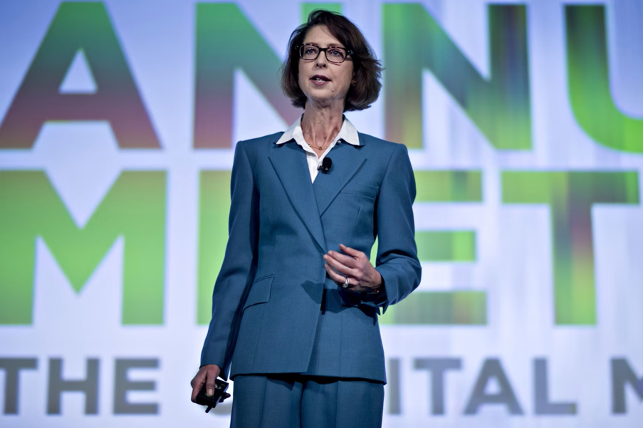 Abigail Johnson: The Billionaire CEO of Fidelity Who Started at the Bottom