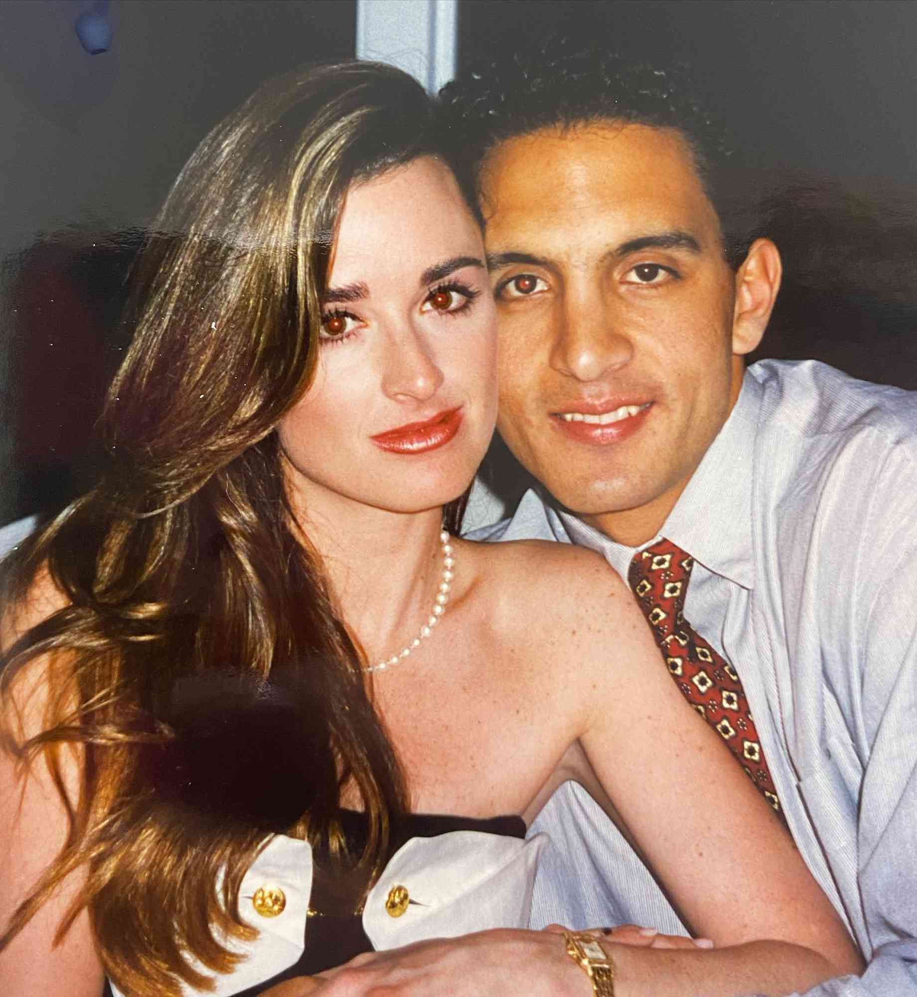 Mauricio Umansky Net Worth Hits $100 Million: From Fashion Guy to Real ...